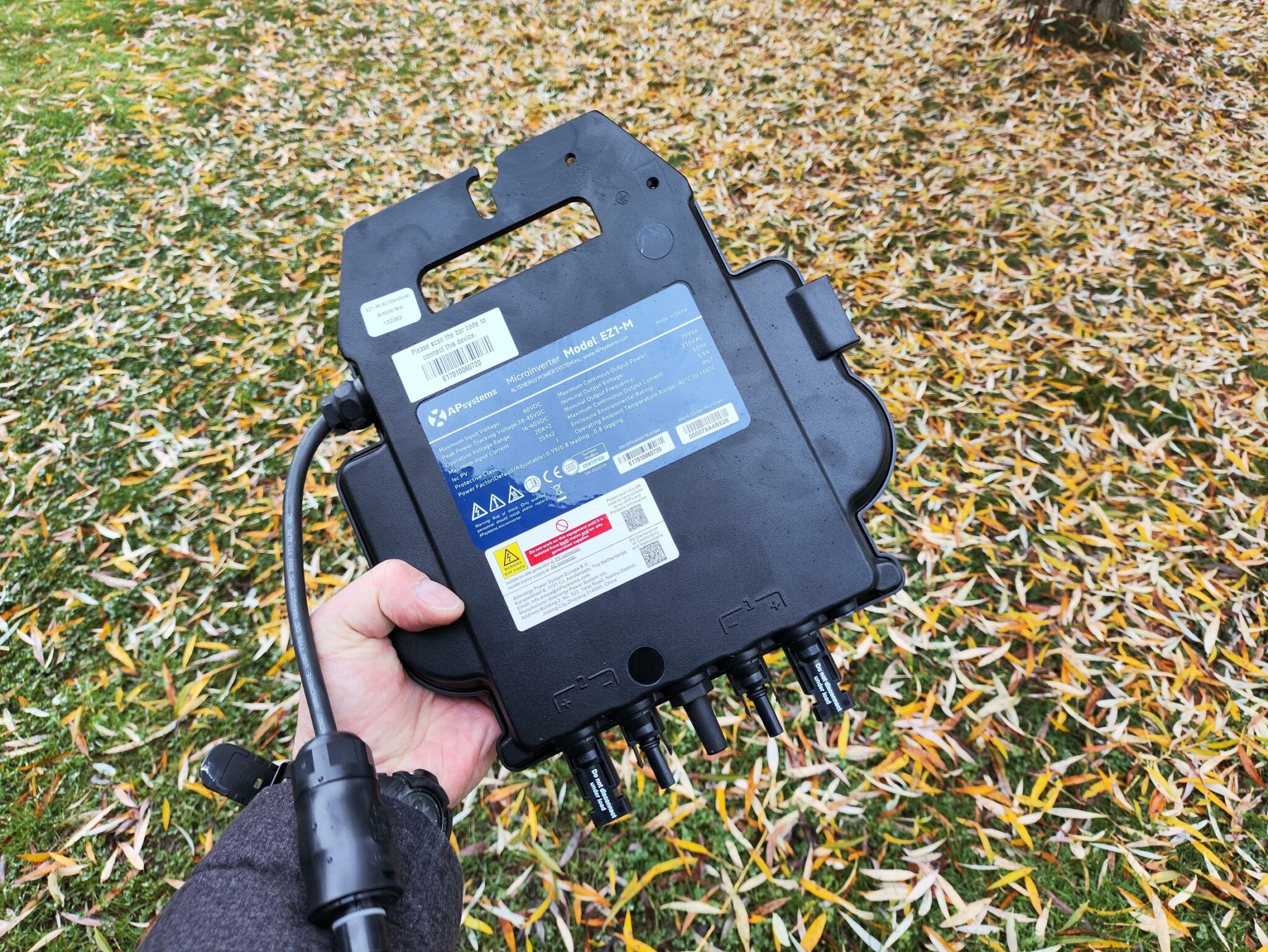 APSystems EZ1-M 800W WR im Test - Kraftpaket mit 2x20A