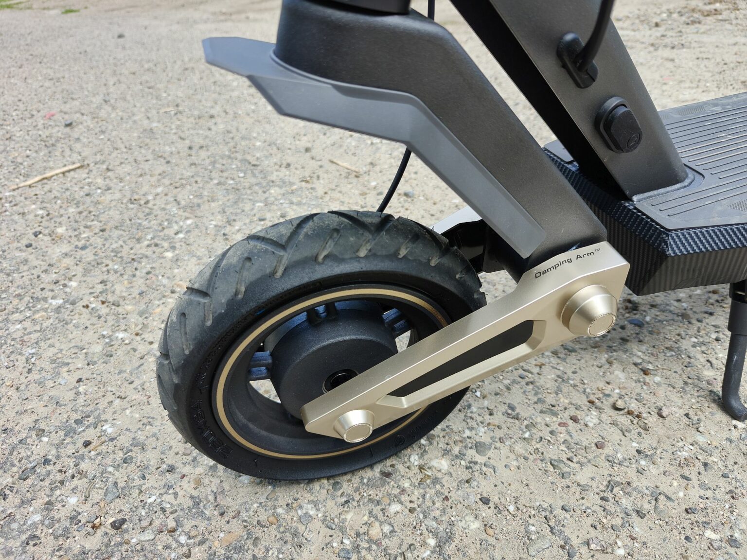 Navee ST3 PRO E-Scooter im Test